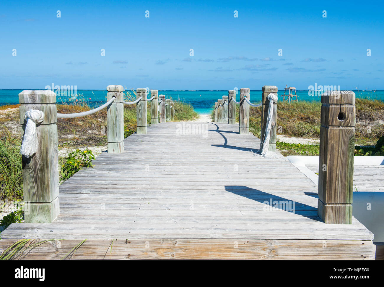 Pathway pathways to the beach hi-res stock photography and images - Alamy