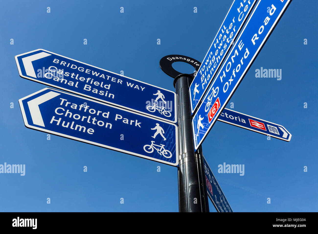 Europe, England, United Kingdom, Manchester, signpost Stock Photo - Alamy