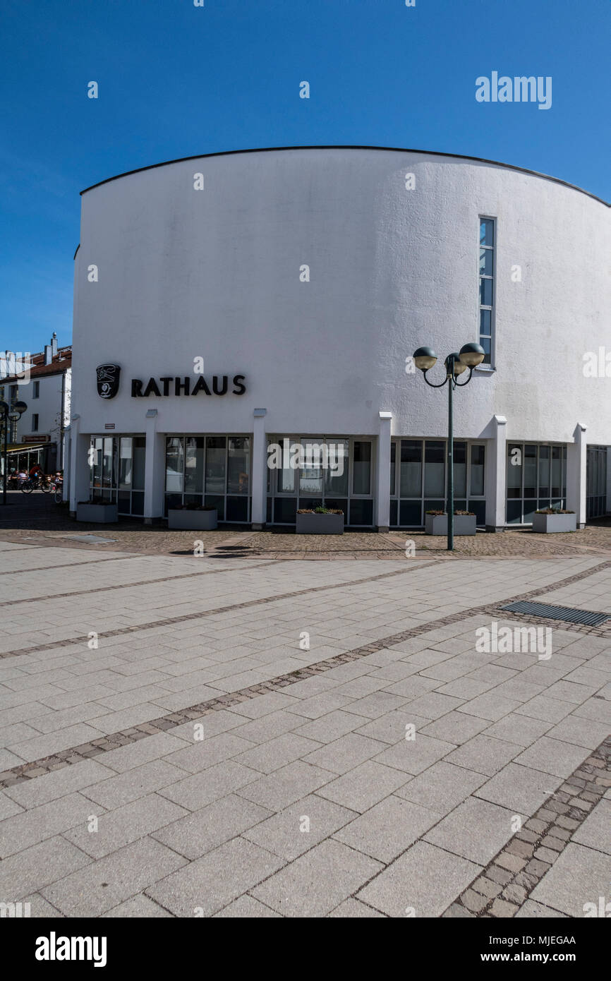 Europe, Germany, Bavaria, Unterhaching - Town Hall Stock Photo - Alamy