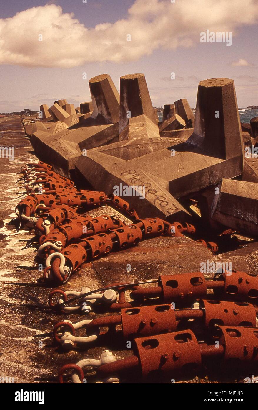 Dolosse block hi-res stock photography and images - Alamy