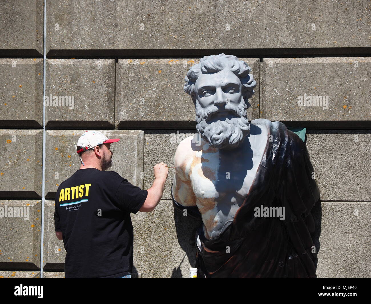 Titan figurehead sheerness hi-res stock photography and images - Alamy