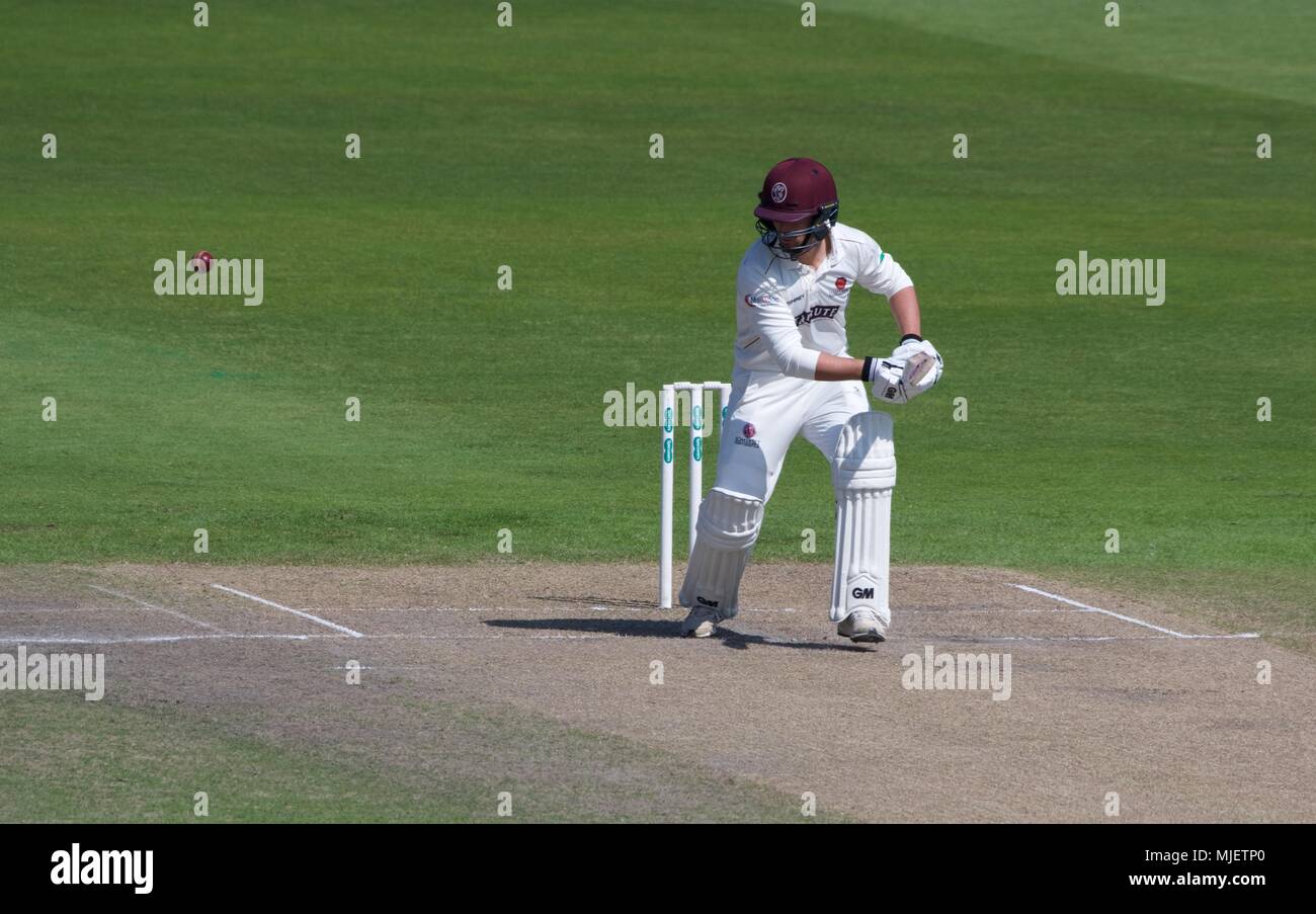 Lewis gregory cricket hi-res stock photography and images - Alamy
