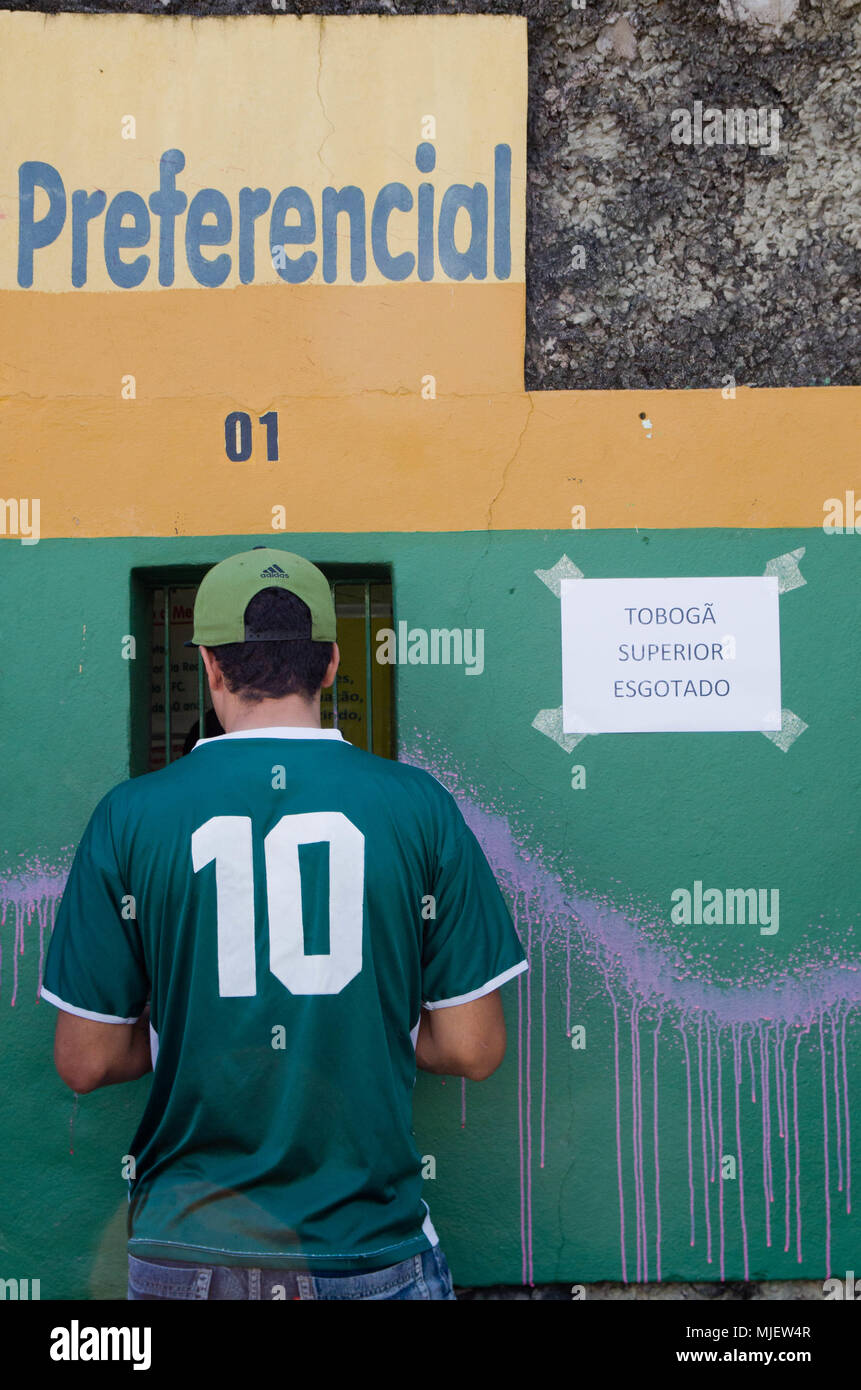 CAMPINAS, SP - 05.05.2018: TORCIDA DO GUARANI COMPRA 16 MIL INGRESSOS ...