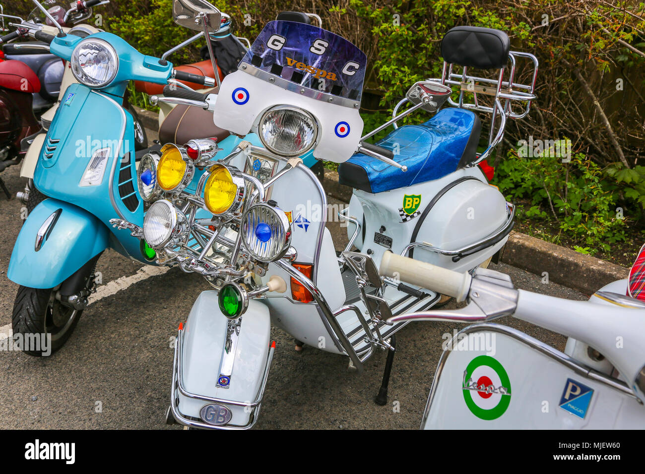 1960s mod scooters hi-res stock photography and images - Alamy