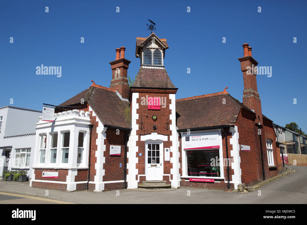 Edenbridge high street hi-res stock photography and images - Alamy