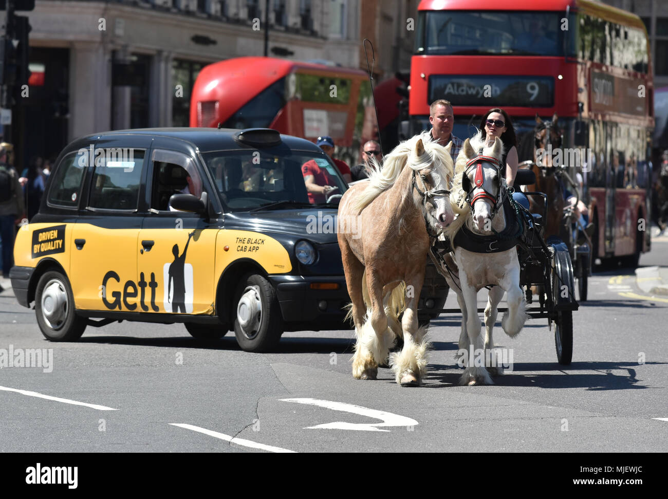 Trafalgar Square, London, UK. 5th May 2018. A number of two wheeled ...