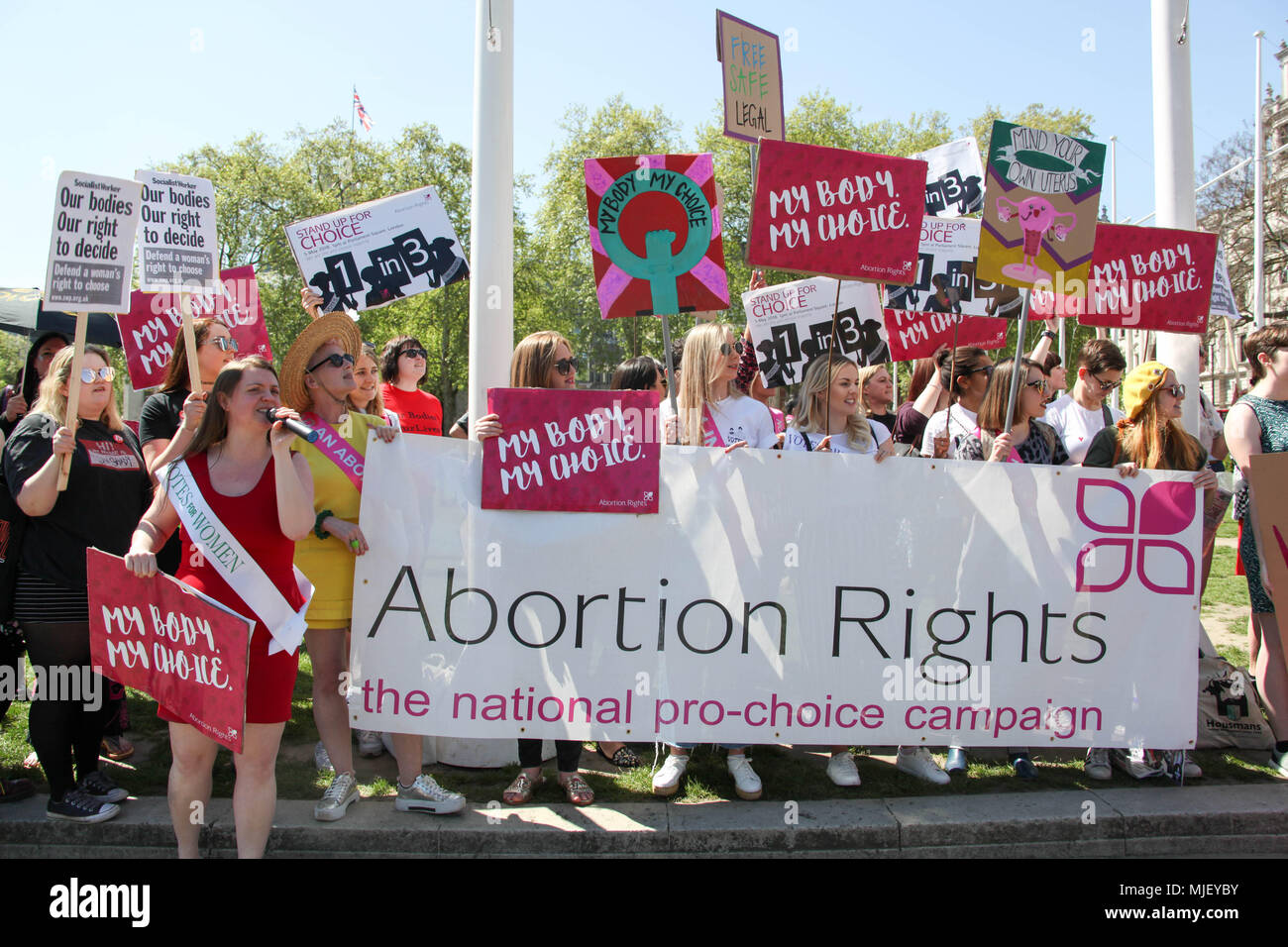 Pro life vs pro choice hi-res stock photography and images - Alamy