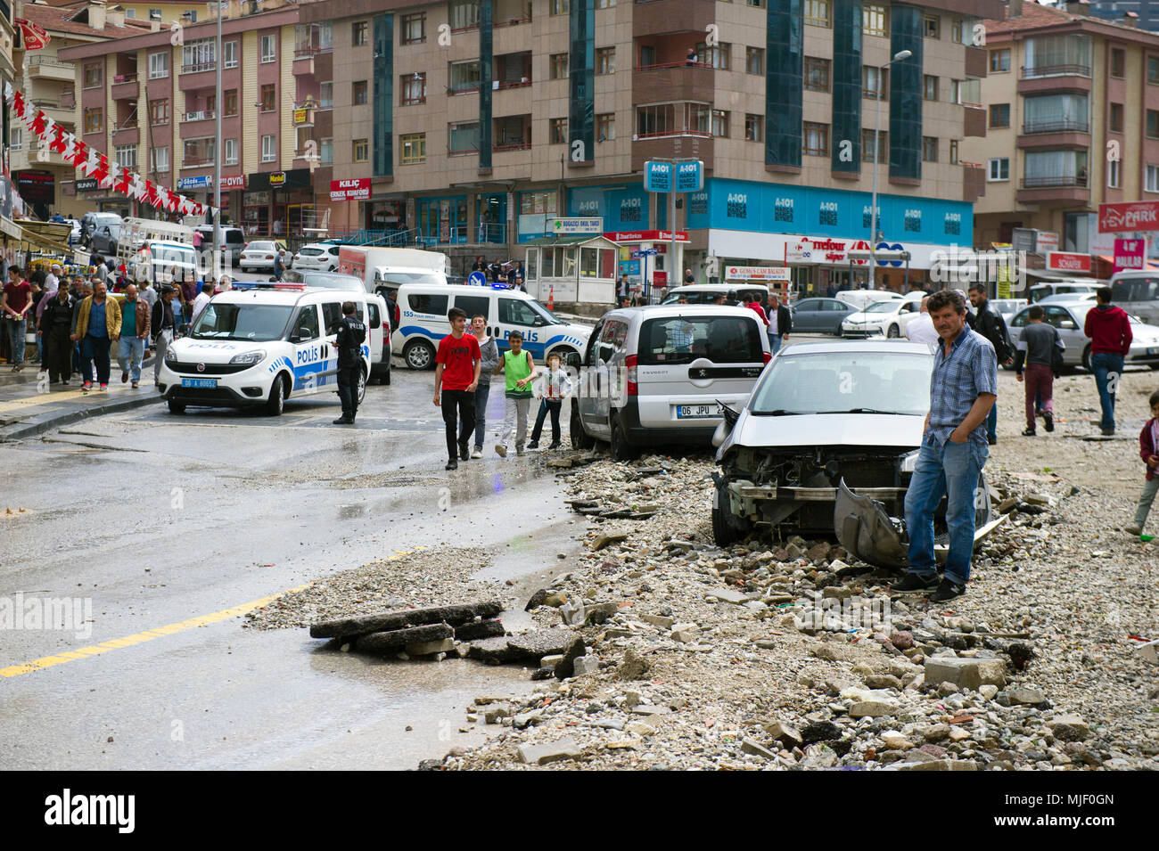 Ankara flood hi-res stock photography and images - Alamy
