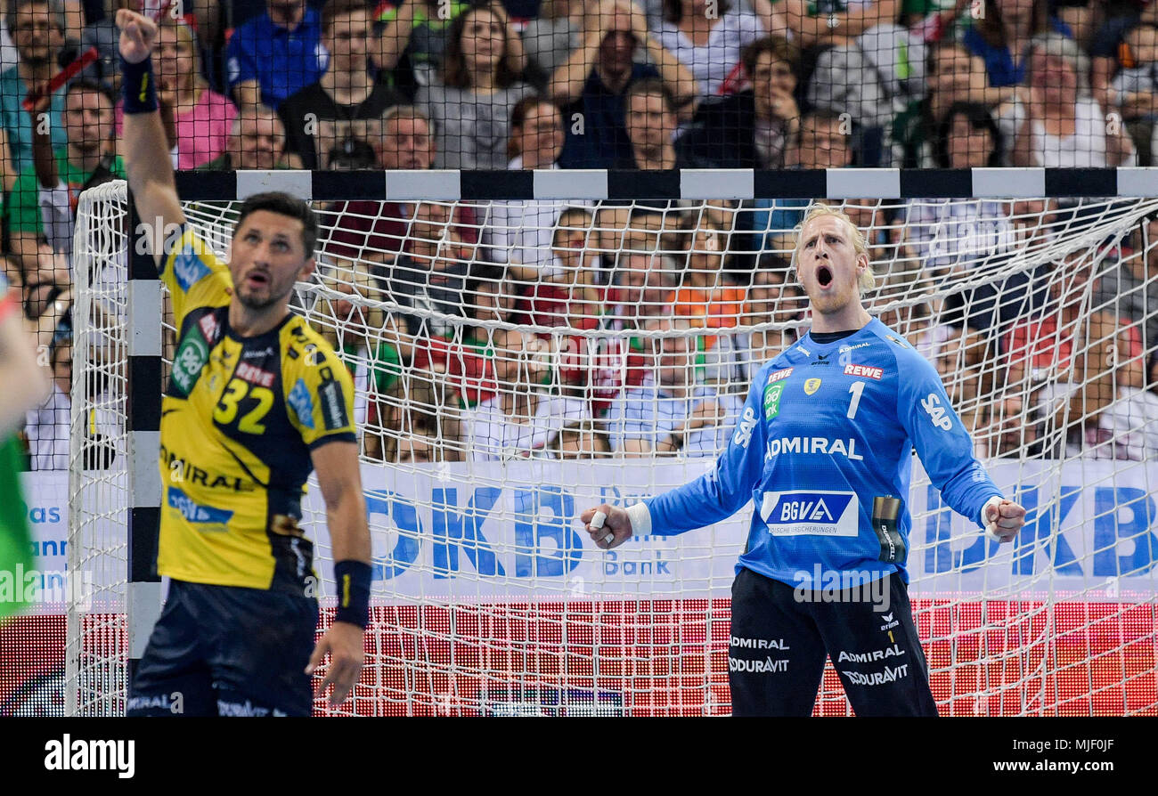 05 May 2018, Germany, Hamburg: Handball: DHB-Pokal, SC Magdeburg vs ...