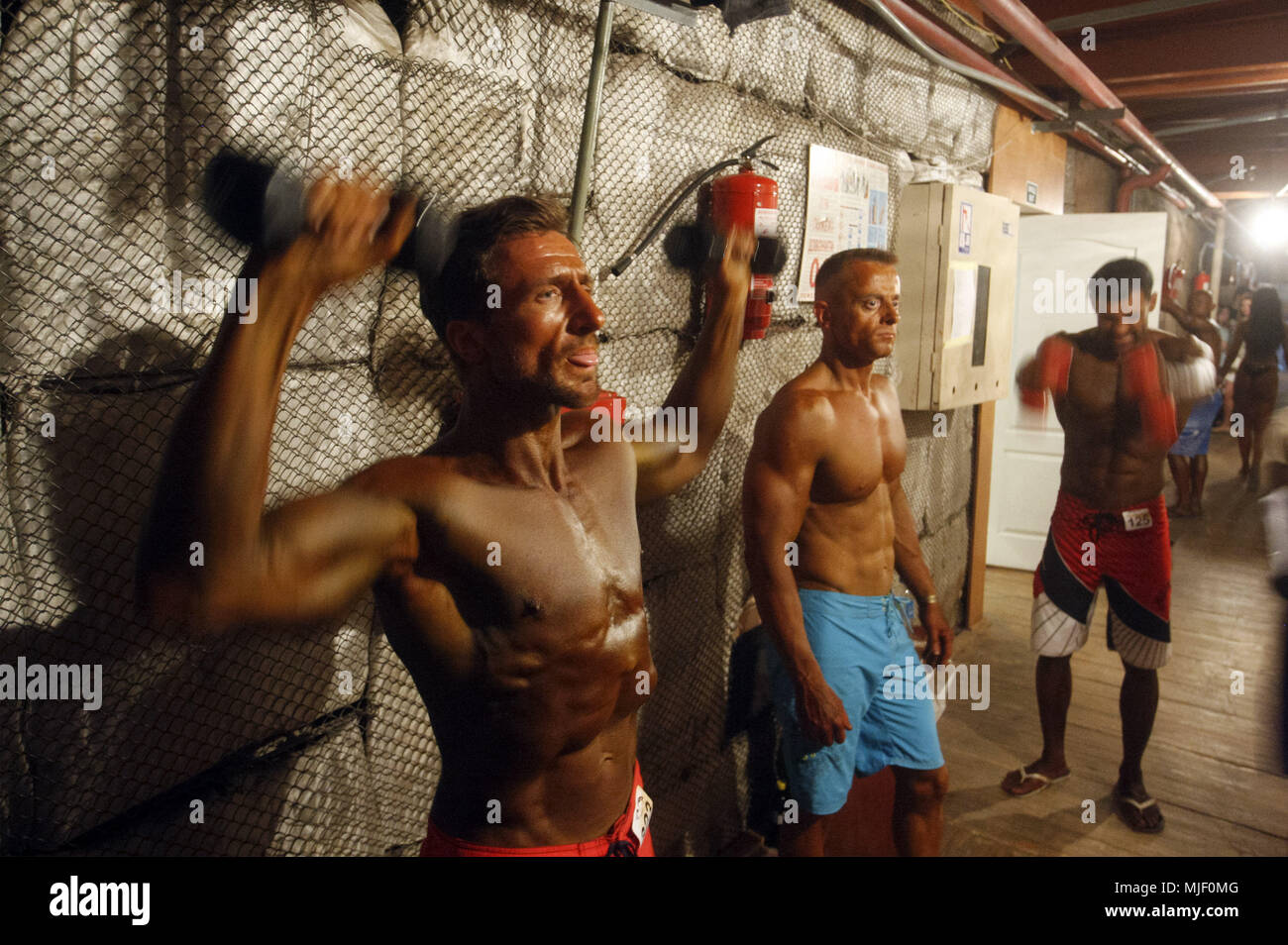 Bodybuilding bodybuilders competition fitness hi-res stock photography ...