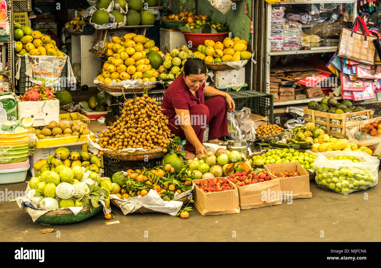 Con market da Nang Vietnam Stock Photo - Alamy