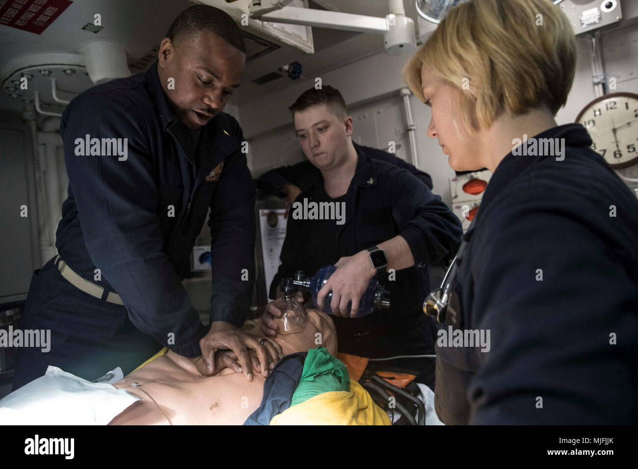 OCEAN (March 19, 2018) Sailors assigned to the Medical Department ...