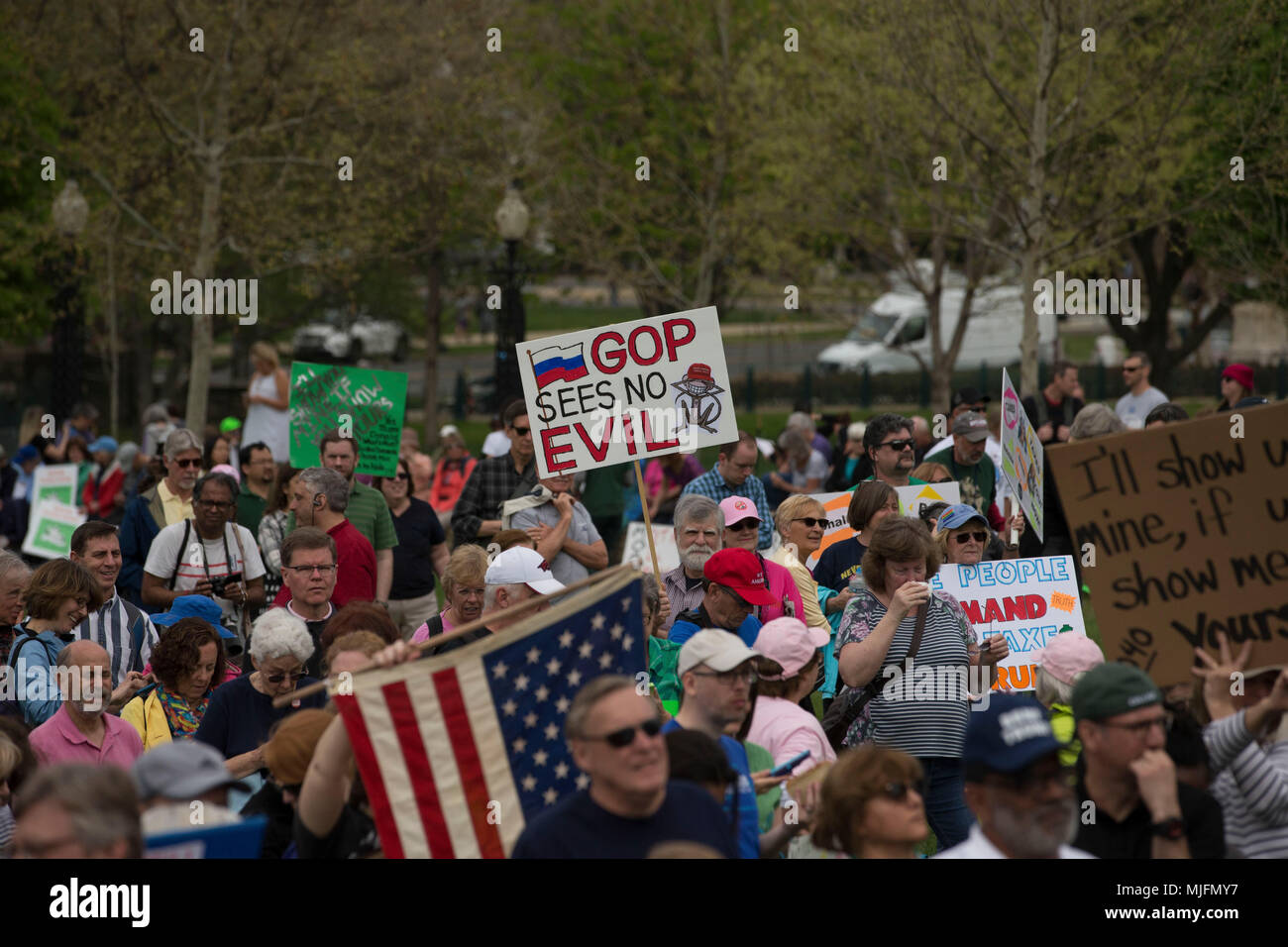 Trump Chicken Stock Photos & Trump Chicken Stock Images - Alamy