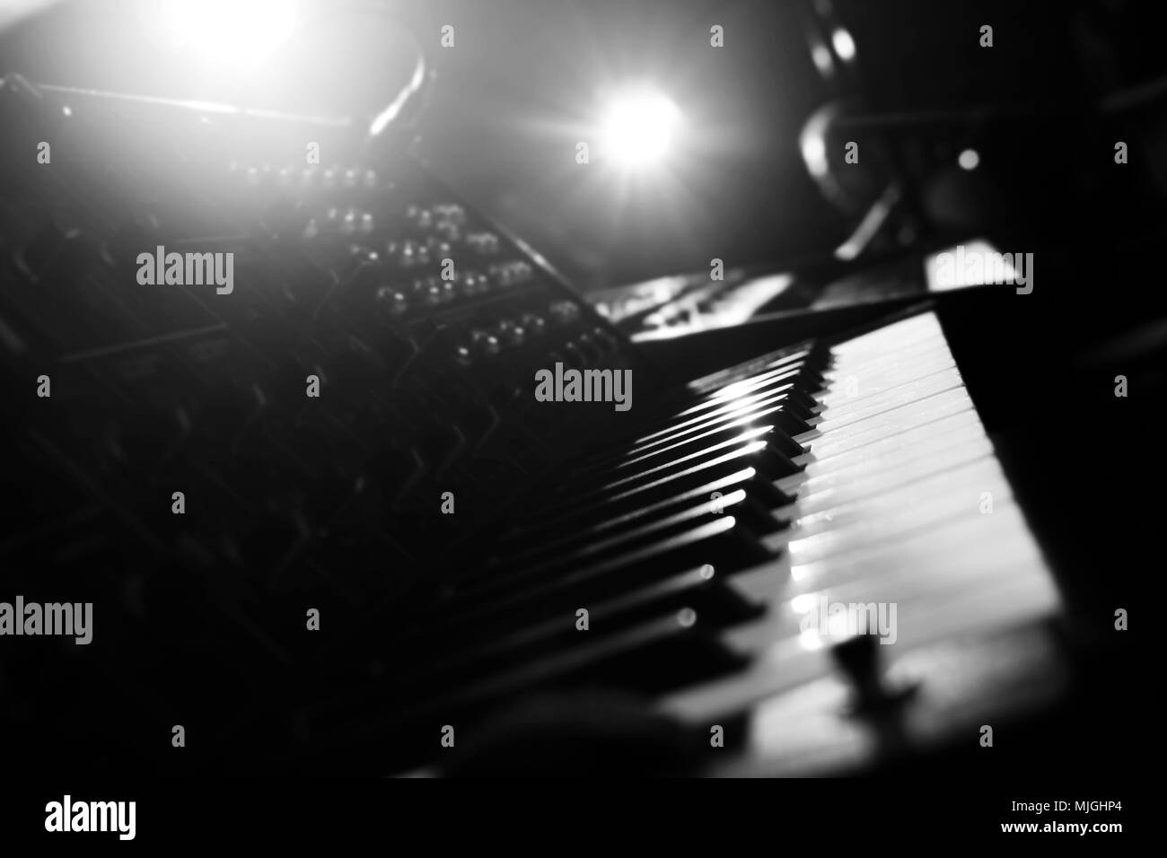 Closeup keyboard organ in Black and White Stock Photos & Images - Alamy