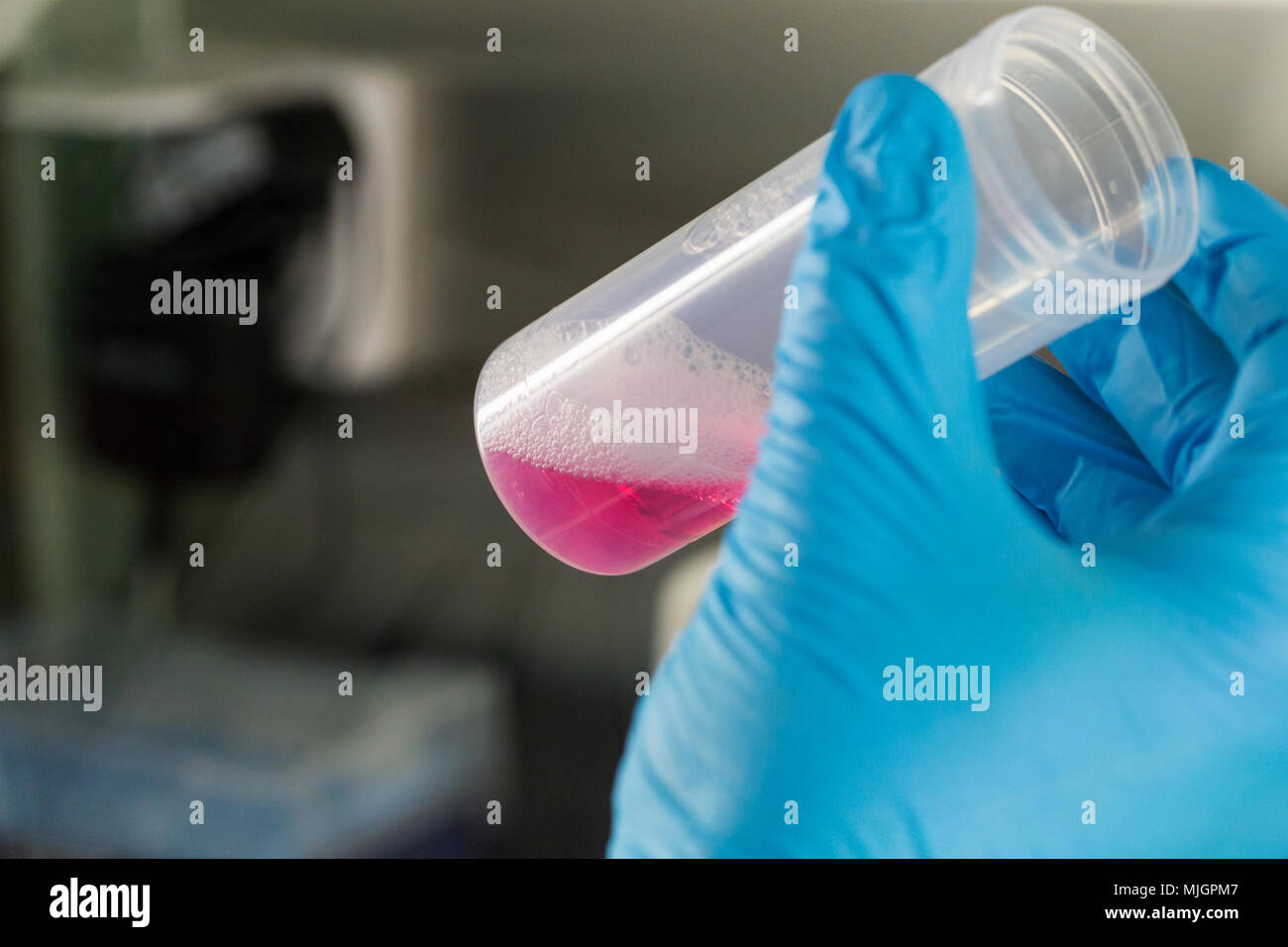 Lab container hi-res stock photography and images - Alamy