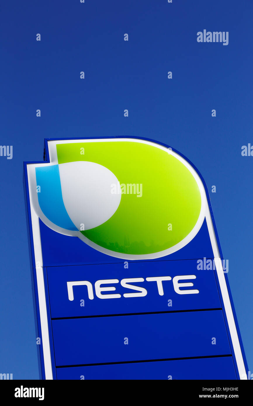 Neste gas station hi-res stock photography and images - Alamy