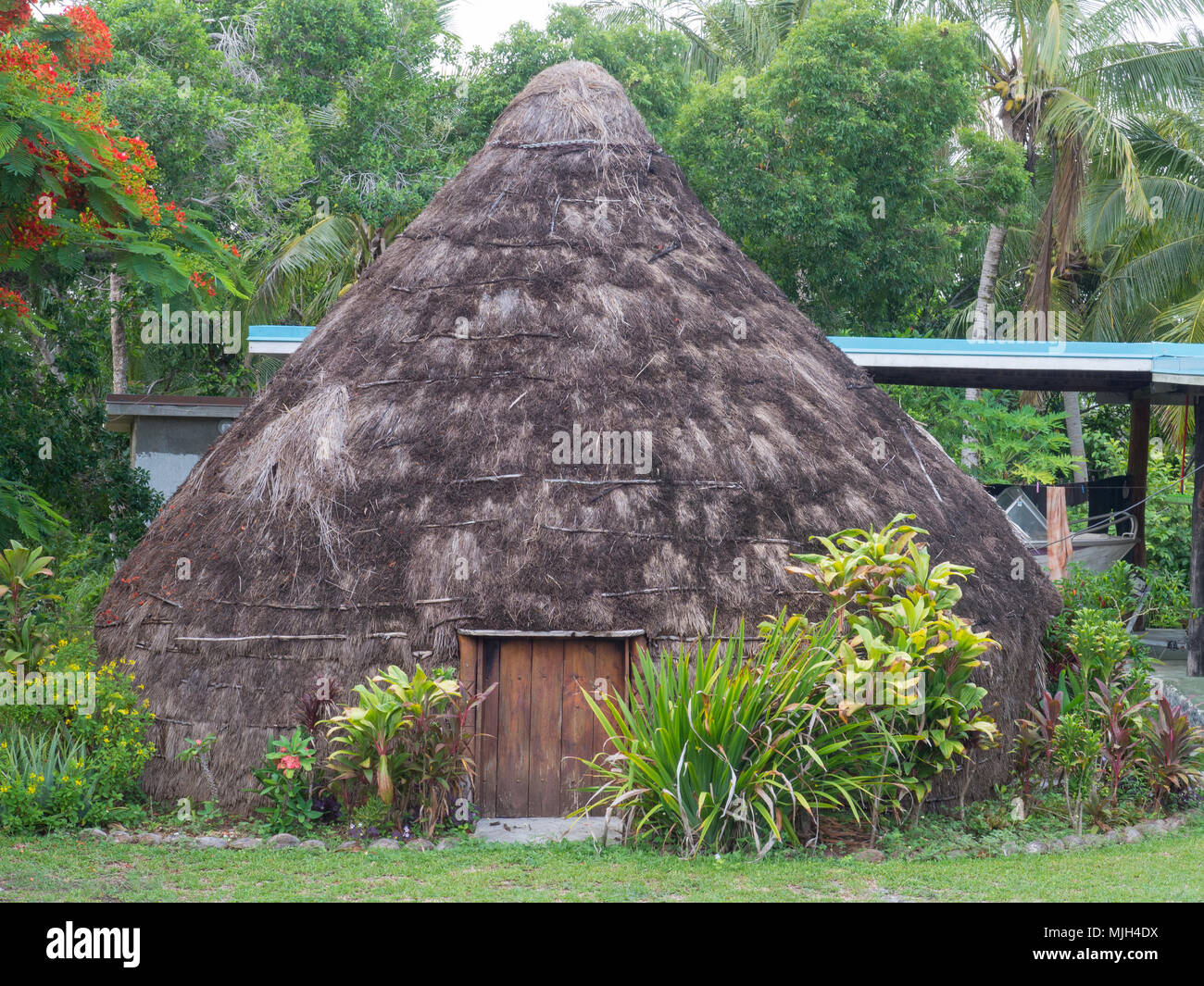 Thatched hut hi-res stock photography and images - Alamy