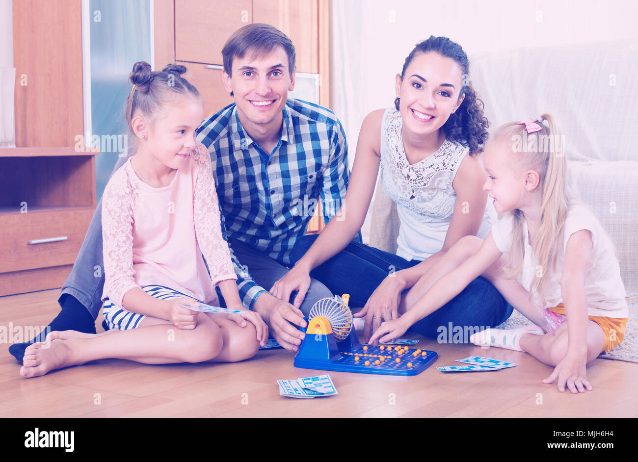 Number matching board hi-res stock photography and images - Alamy
