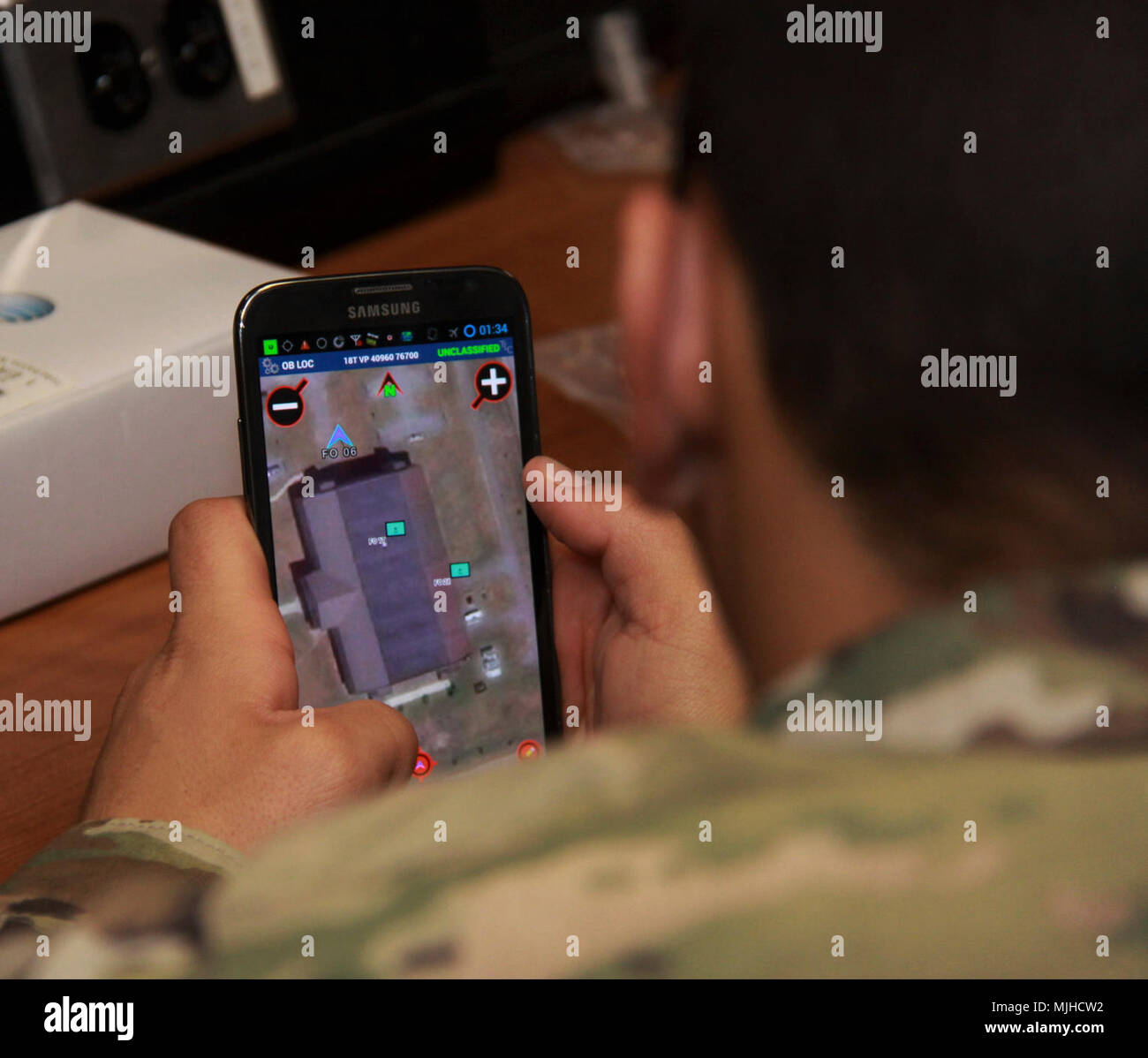 Dismounted soldier training system hi-res stock photography and images ...