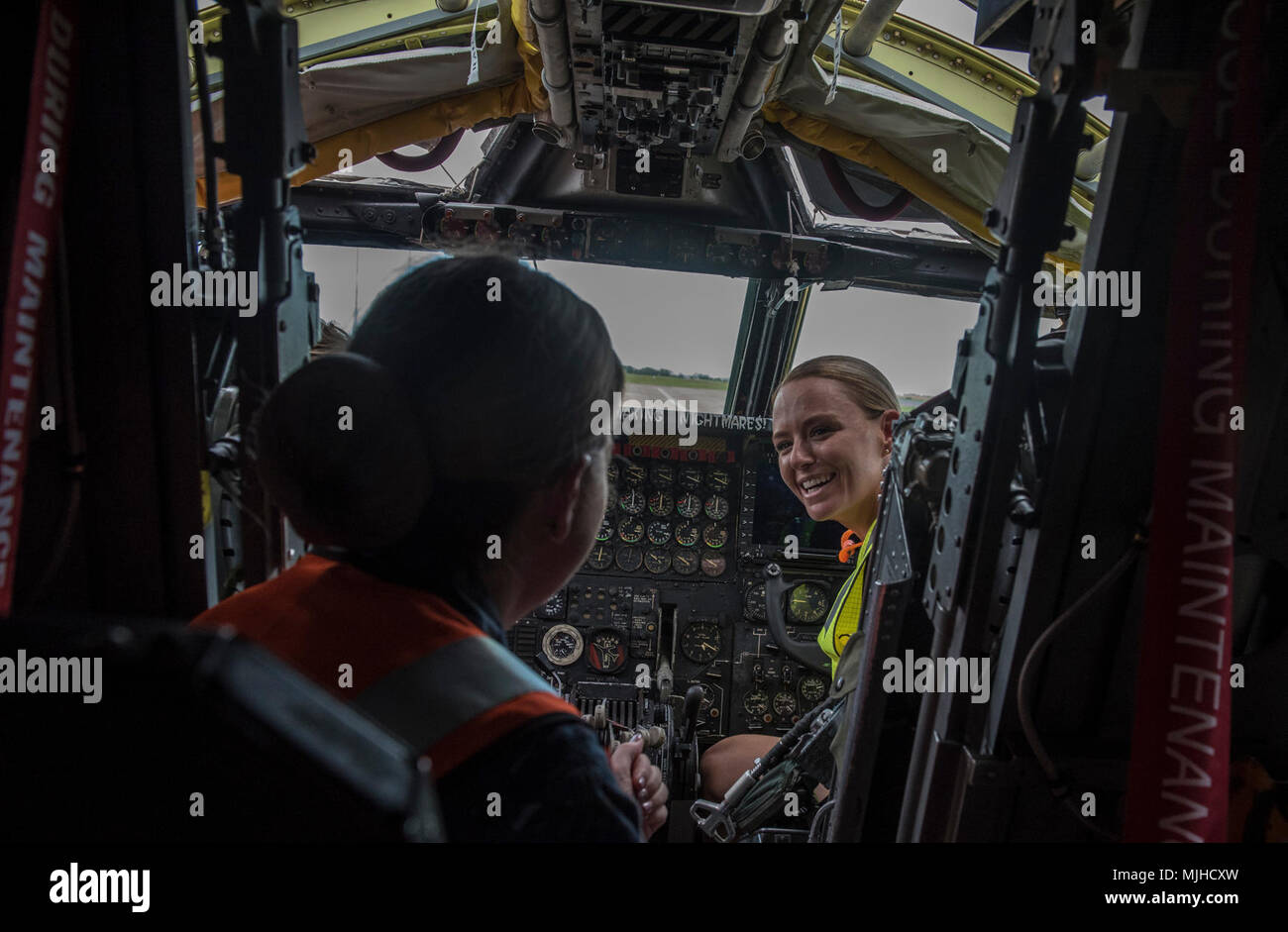 Raaf darwin hi-res stock photography and images - Alamy