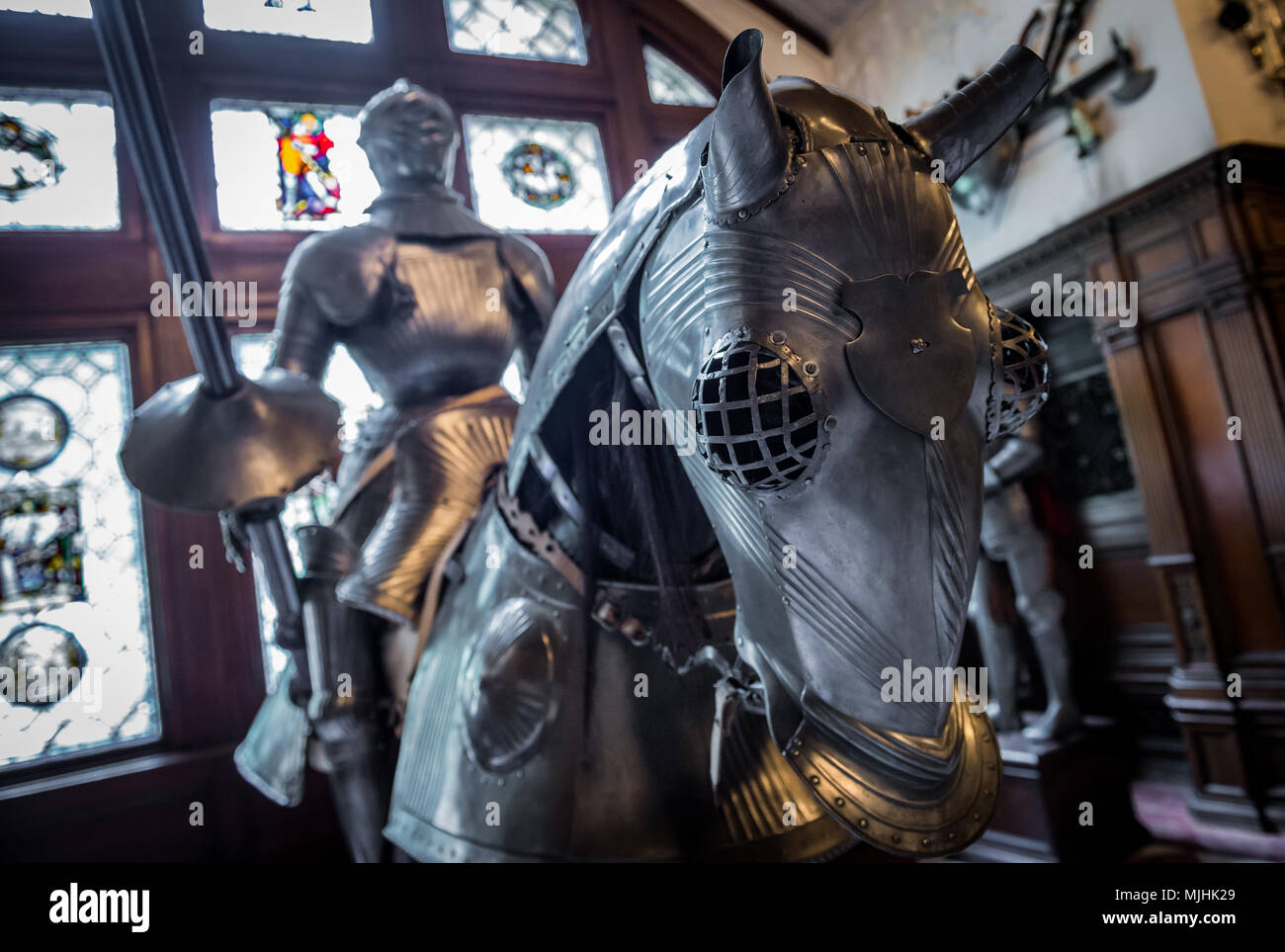 Full knight and horse armour in Grand Armory Hall in Peles Palace ...