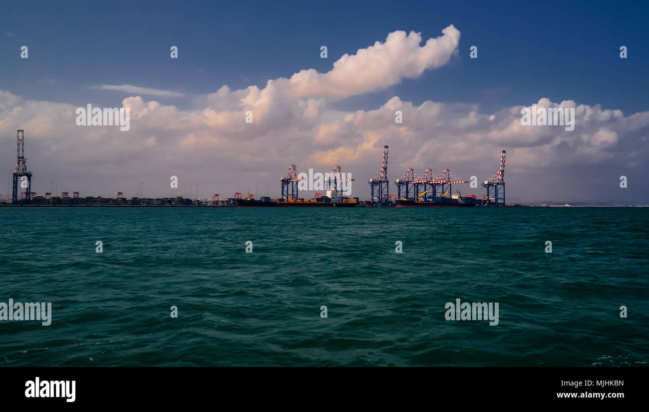 Panorama of Djibouti port with ships and cargo crane Stock Photo - Alamy