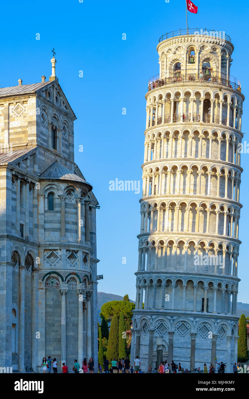 On top of the famous leaning tower of pisa hi-res stock photography and ...