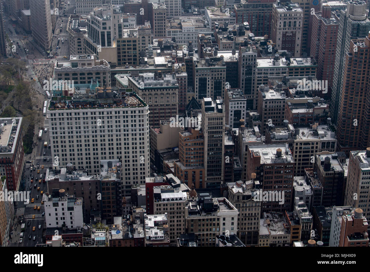 roof and water towers on top of new york manhattan skyscrapers building ...
