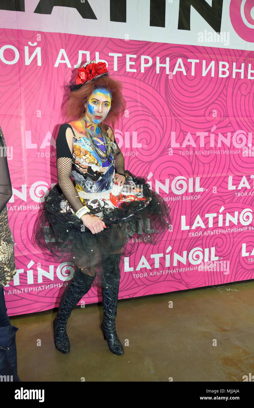 Extravagant costume hi-res stock photography and images - Alamy