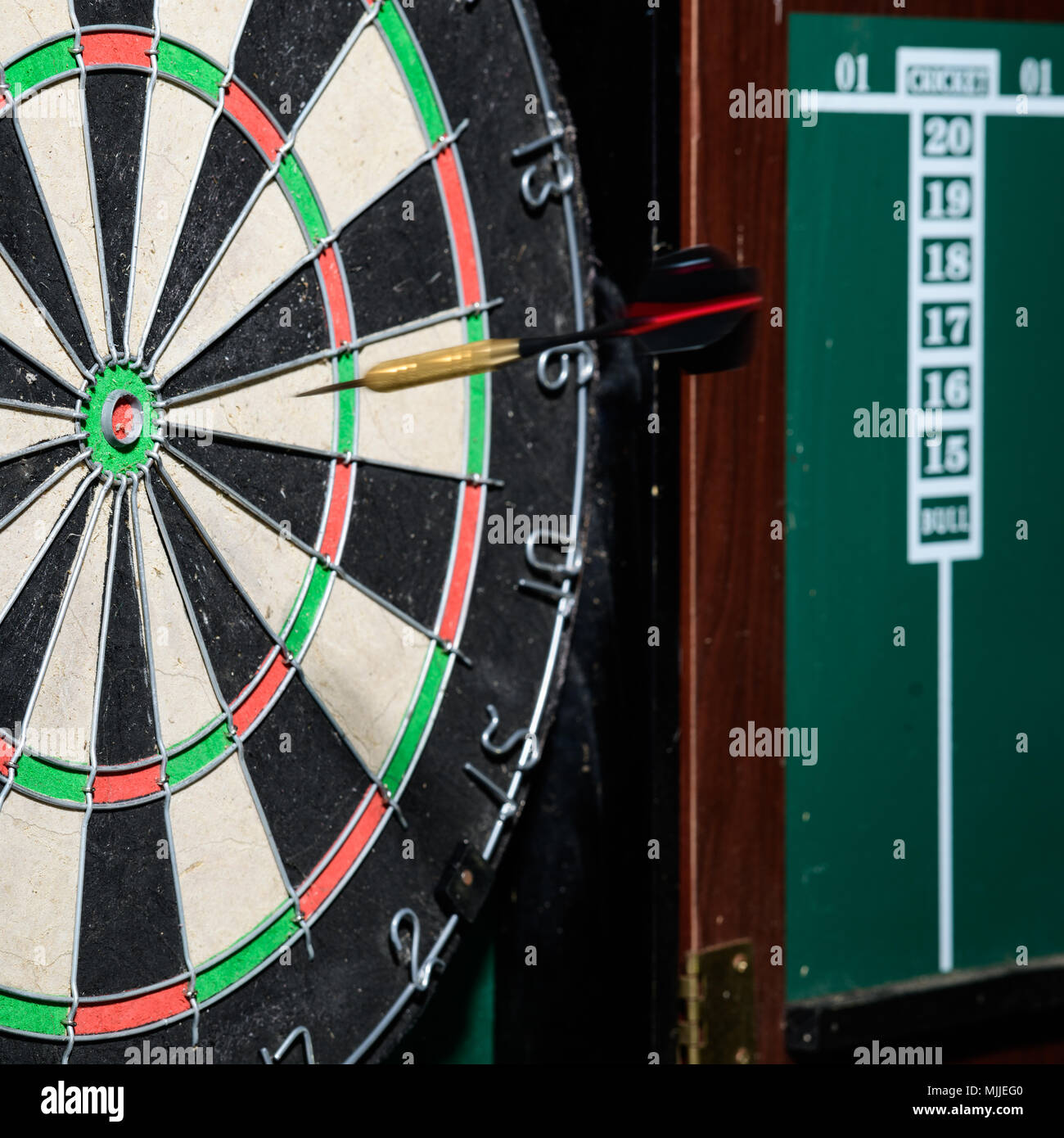 Hitting the bullseye hi-res stock photography and images - Alamy