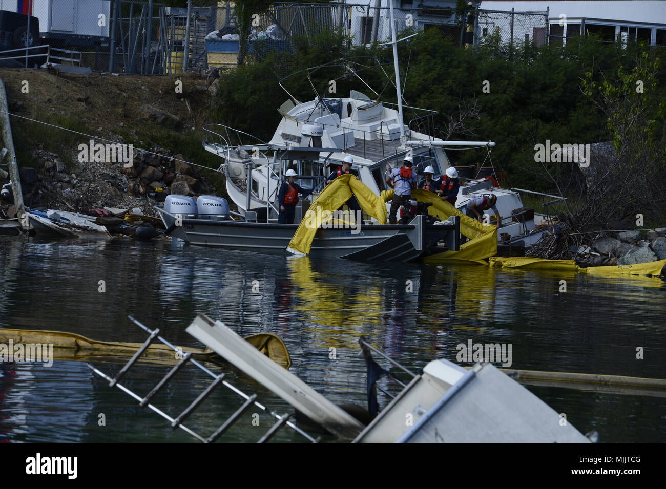 Coast guard and resolve marine group hi-res stock photography and ...