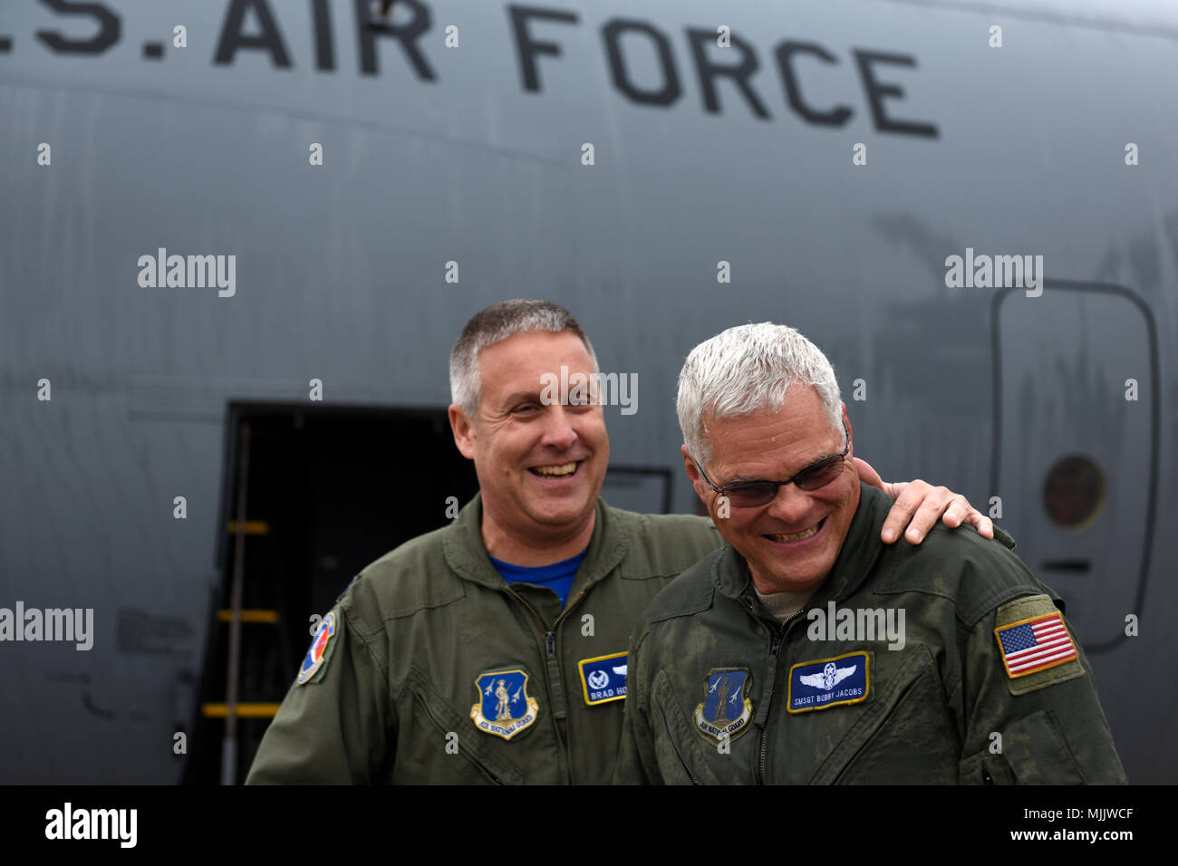 U.S. Air Force Senior Master Sgt. Bobby Jacobs (right), 145th ...