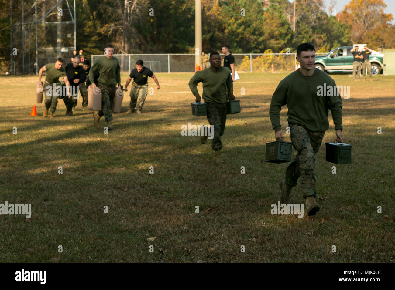 Load ammo cans hi-res stock photography and images - Alamy