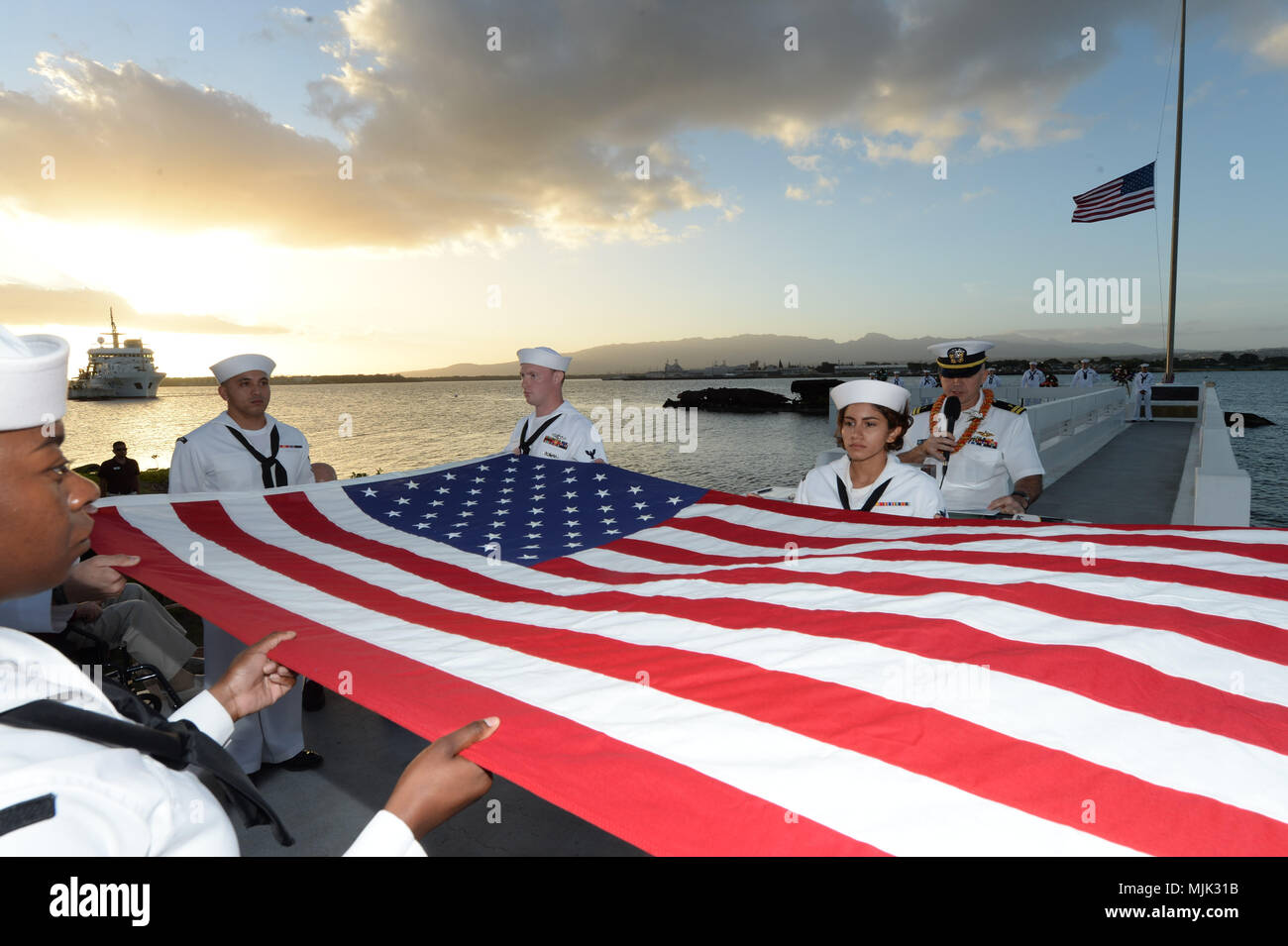 171206-N-QB805-0060 PEARL HARBOR (Dec. 6, 2017) Members of the Joint ...