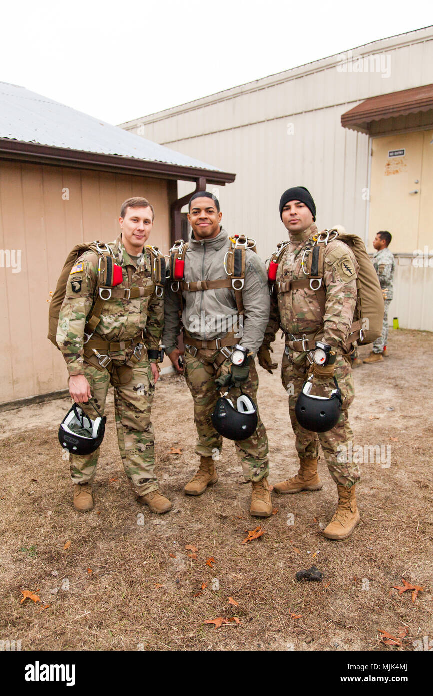 U.S. Army paratroopers prepare to perform a military freefall airborne ...