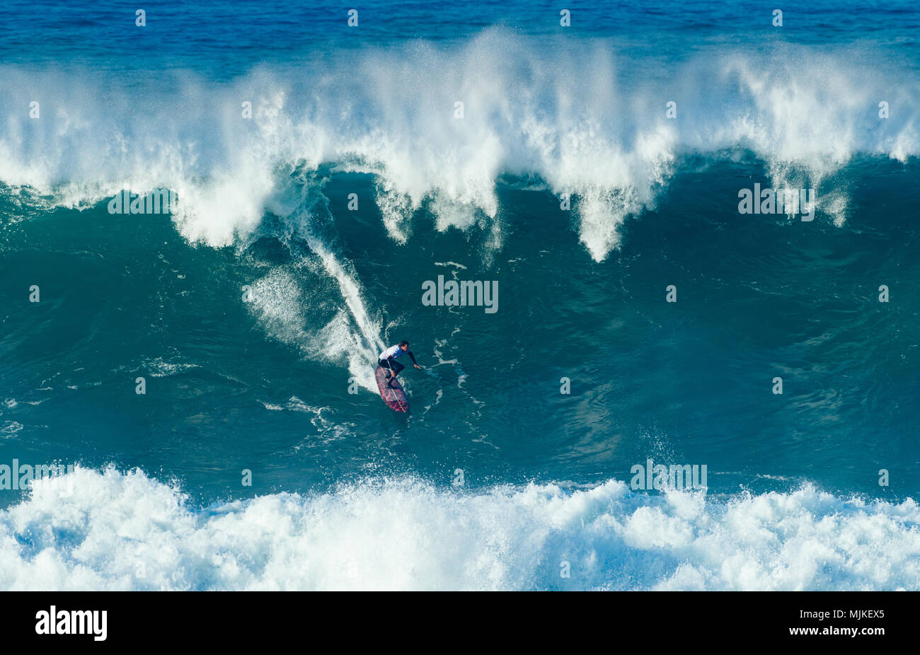 Big Wave Stock Photos & Big Wave Stock Images - Alamy