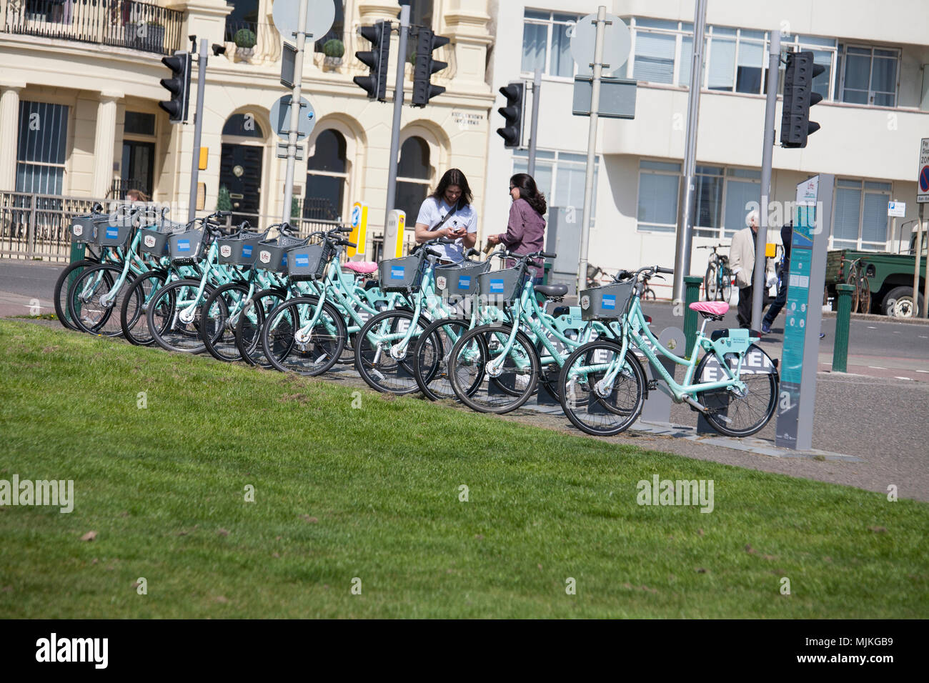 Brighton bike share hi-res stock photography and images - Alamy