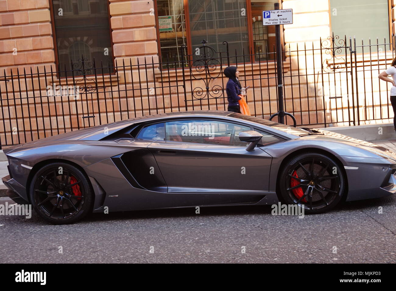 Lamborghini Outside Harrods, London, UK Stock Photo - Alamy