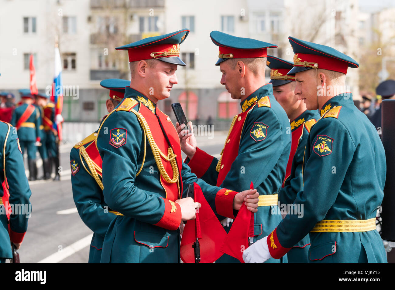May day military parade in red square hi-res stock photography and ...