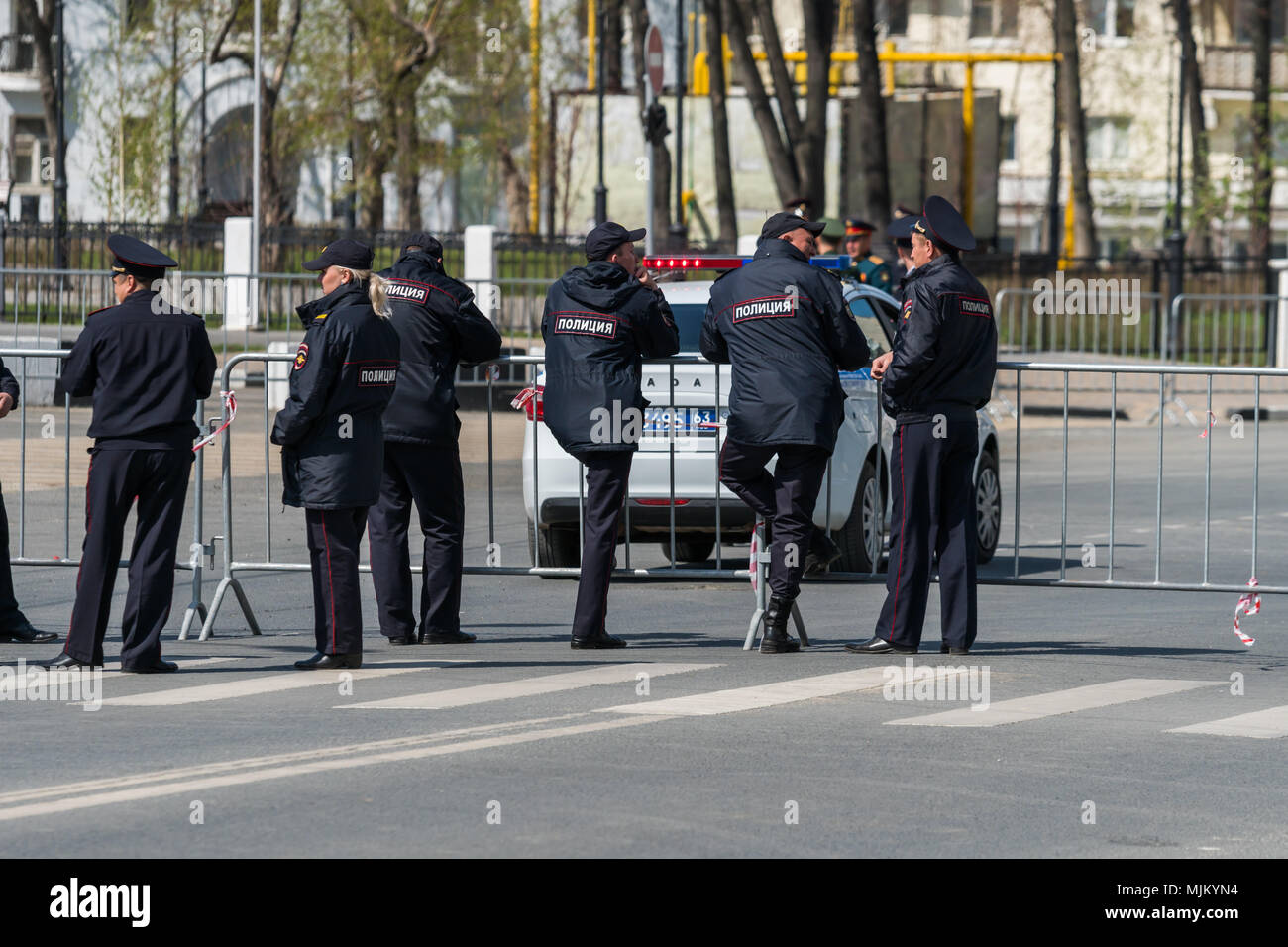 Russian police officers secure hi-res stock photography and images - Alamy
