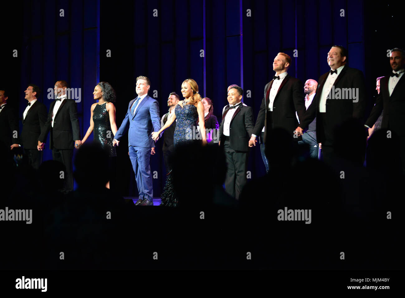 The Bodyguard: The Musical at The Adrienne Arsht Center in Miami ...