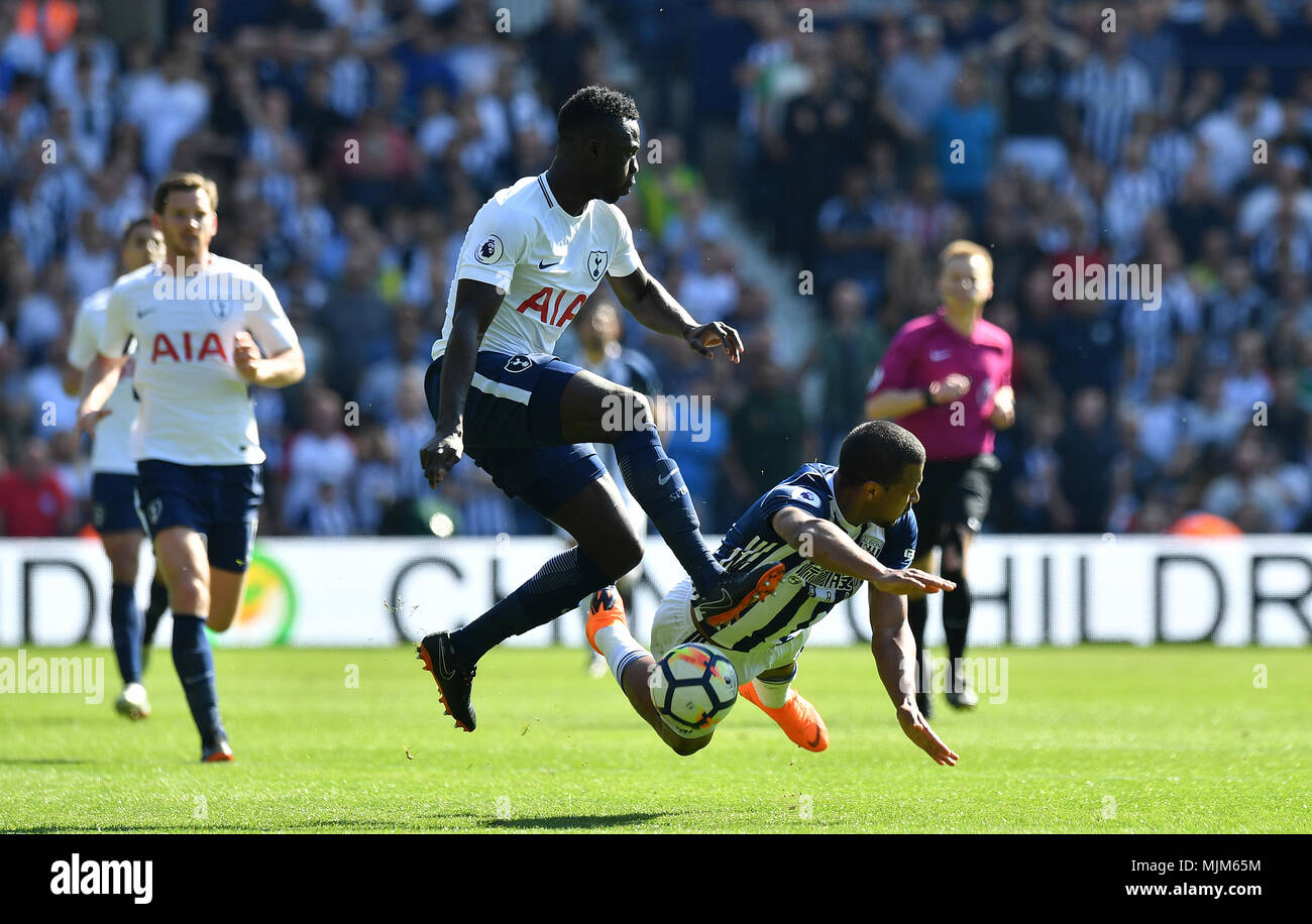 Tottenham Hotspur's Davinson Sanchez (left) and West Bromwich Albion's ...