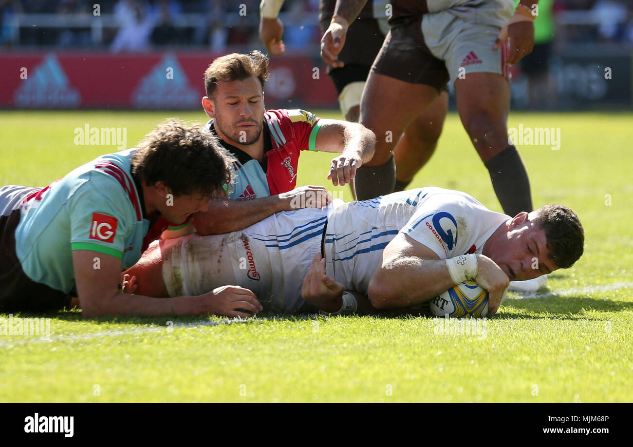 Exeter Chiefs' Dave Ewers scores their first try during the Aviva ...