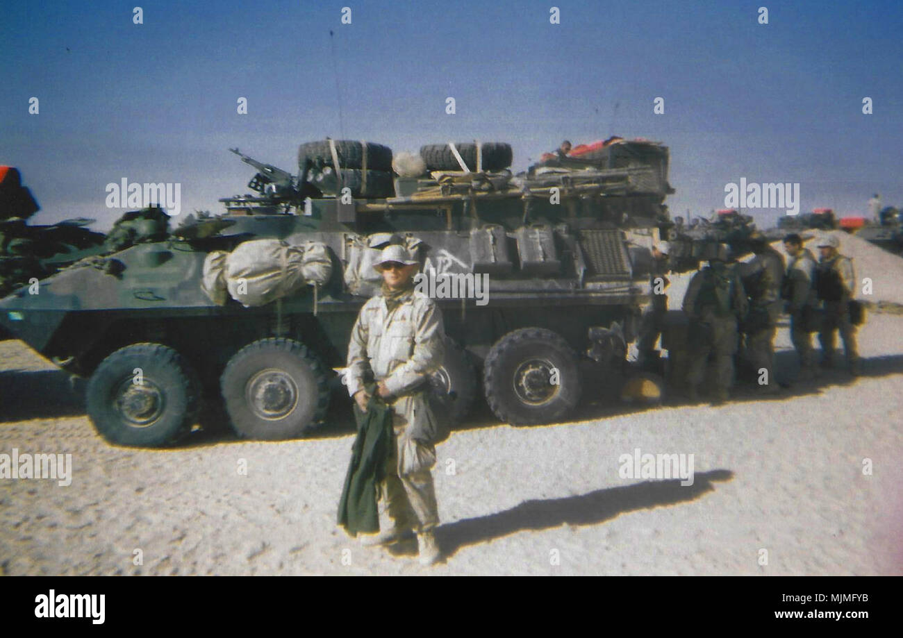 Fleet marine force reconnaissance corpsman hi-res stock photography and ...