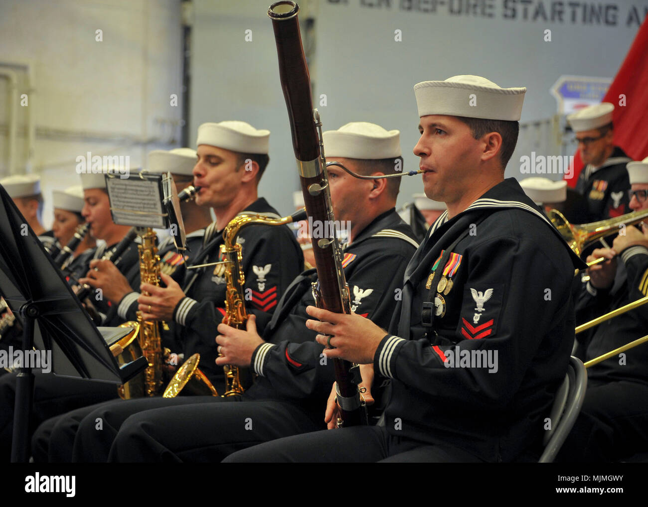 Esg band hi-res stock photography and images - Alamy