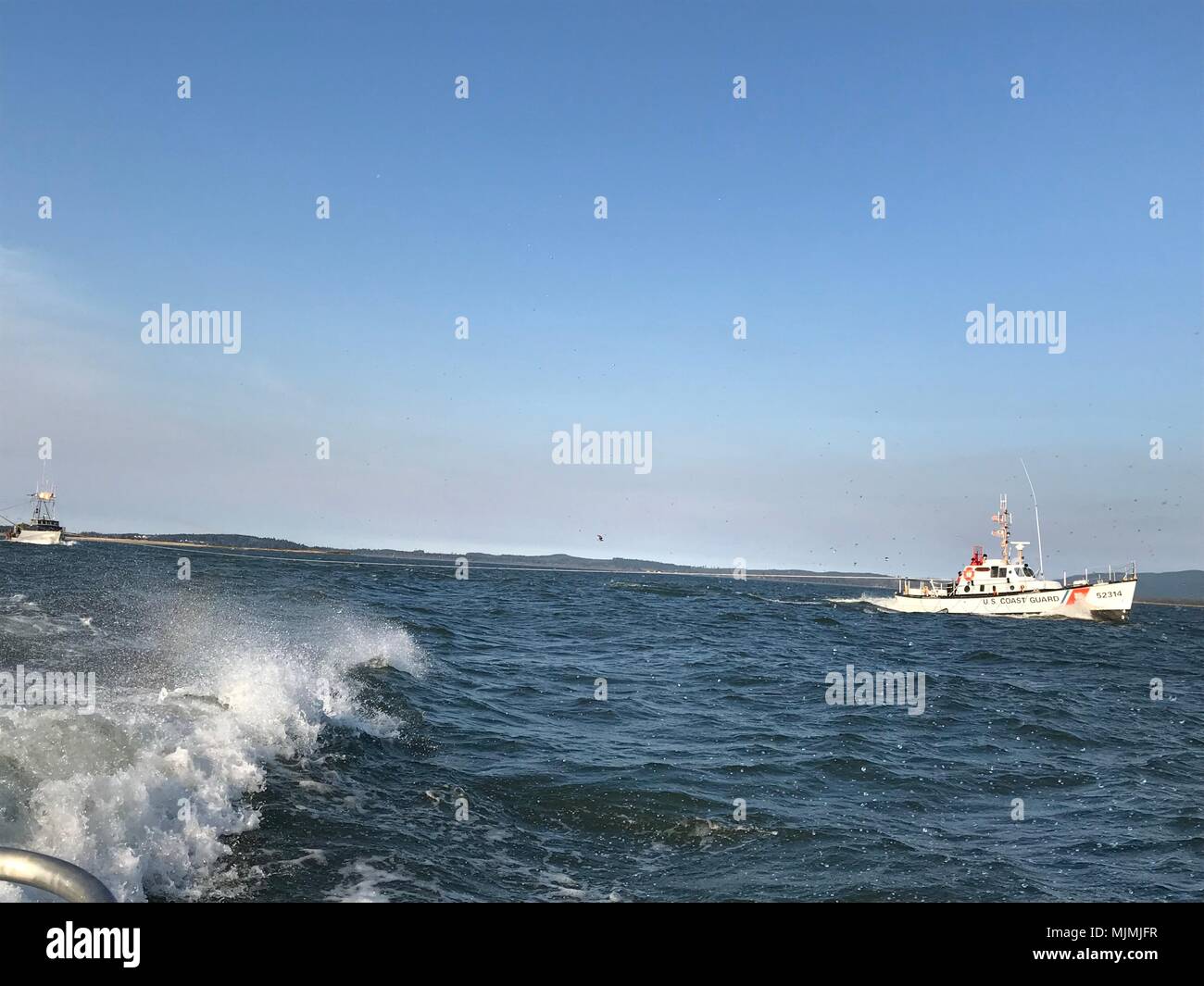 47 foot motor life boat crew hi-res stock photography and images - Alamy