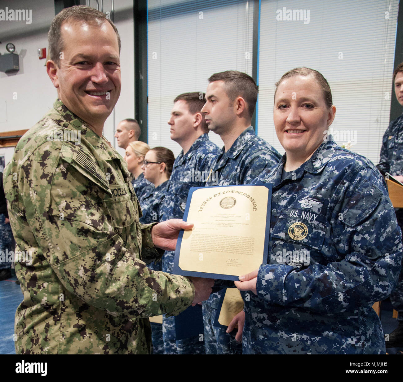 Everett,Washington (December 9, 2017)- Personnel Specialist 1st Class ...