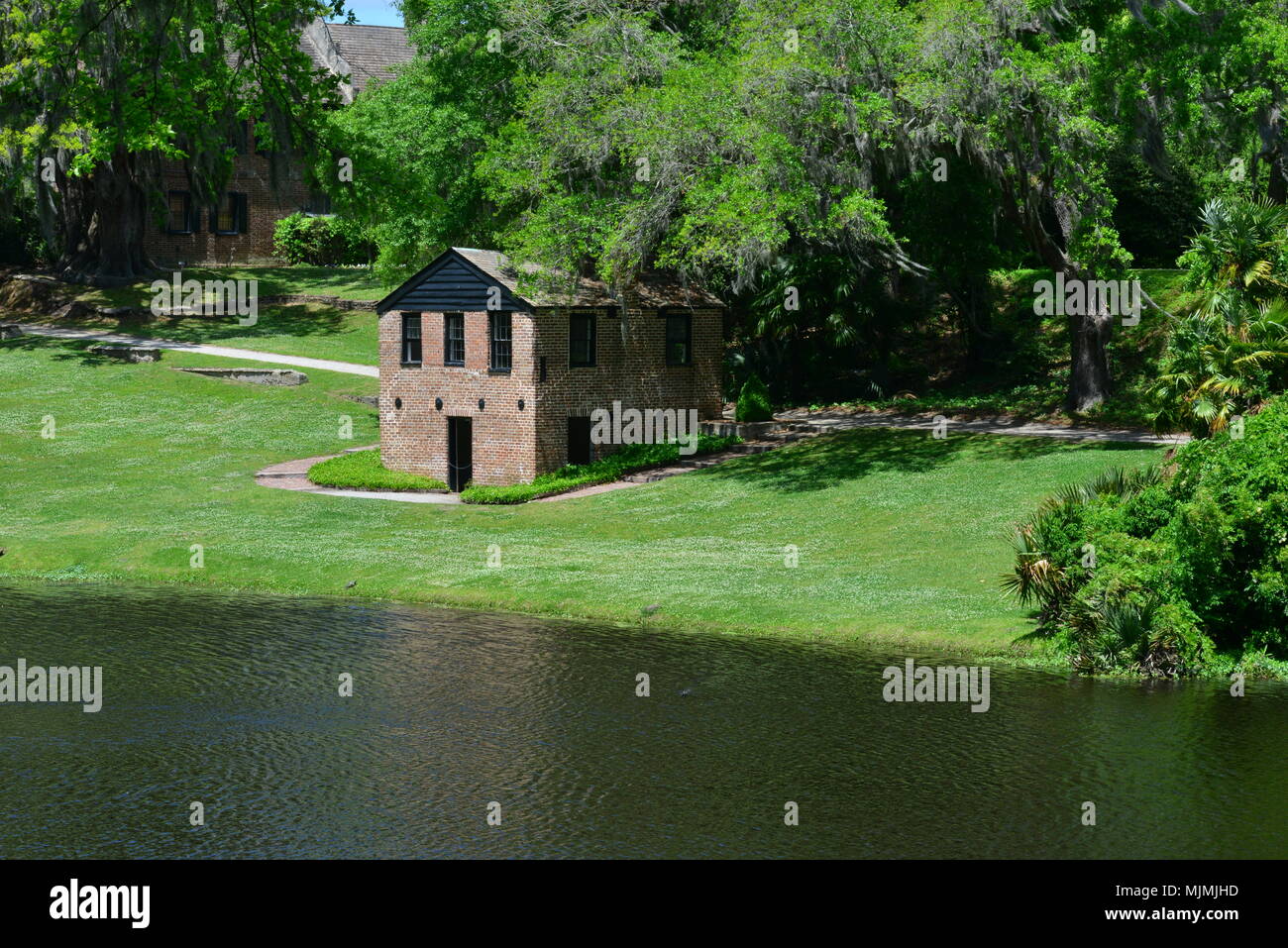 Gardens and a lake at an old Plantation in South Carolina, USA Stock ...