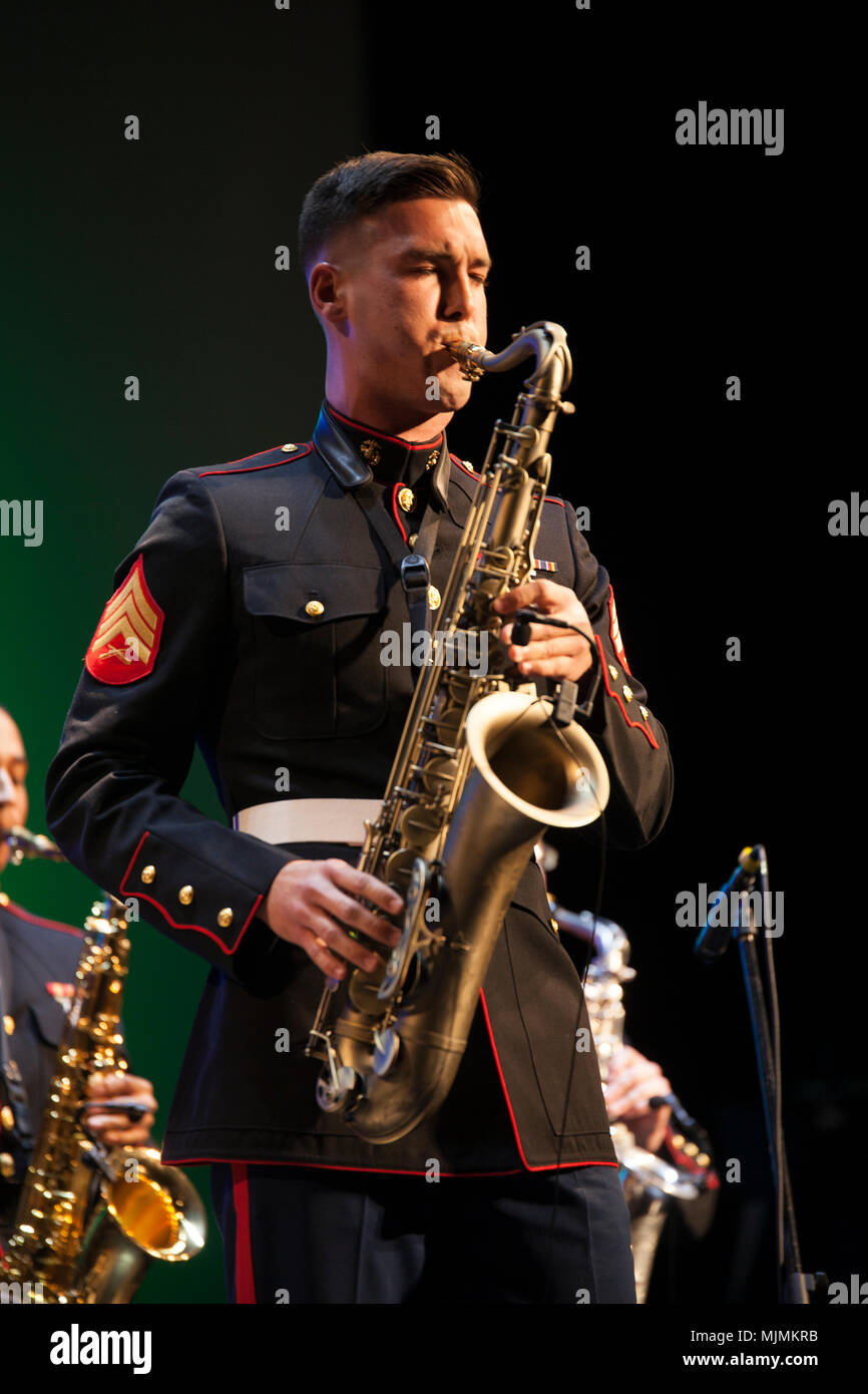 U s marine corps band plays sousa hi-res stock photography and images ...