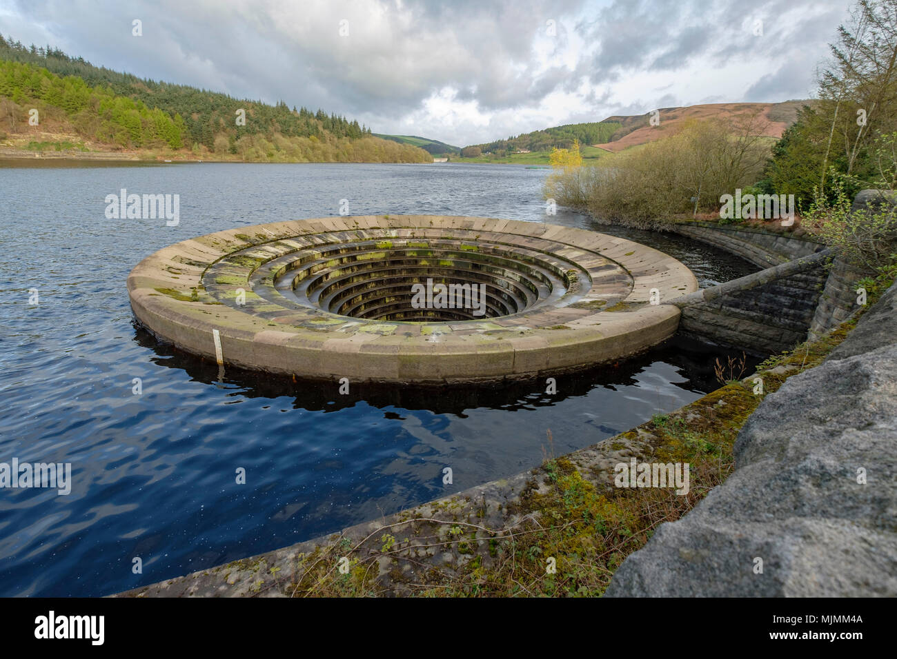 Ladybower Reservoir overflow, situated in the Peak District Stock Photo ...